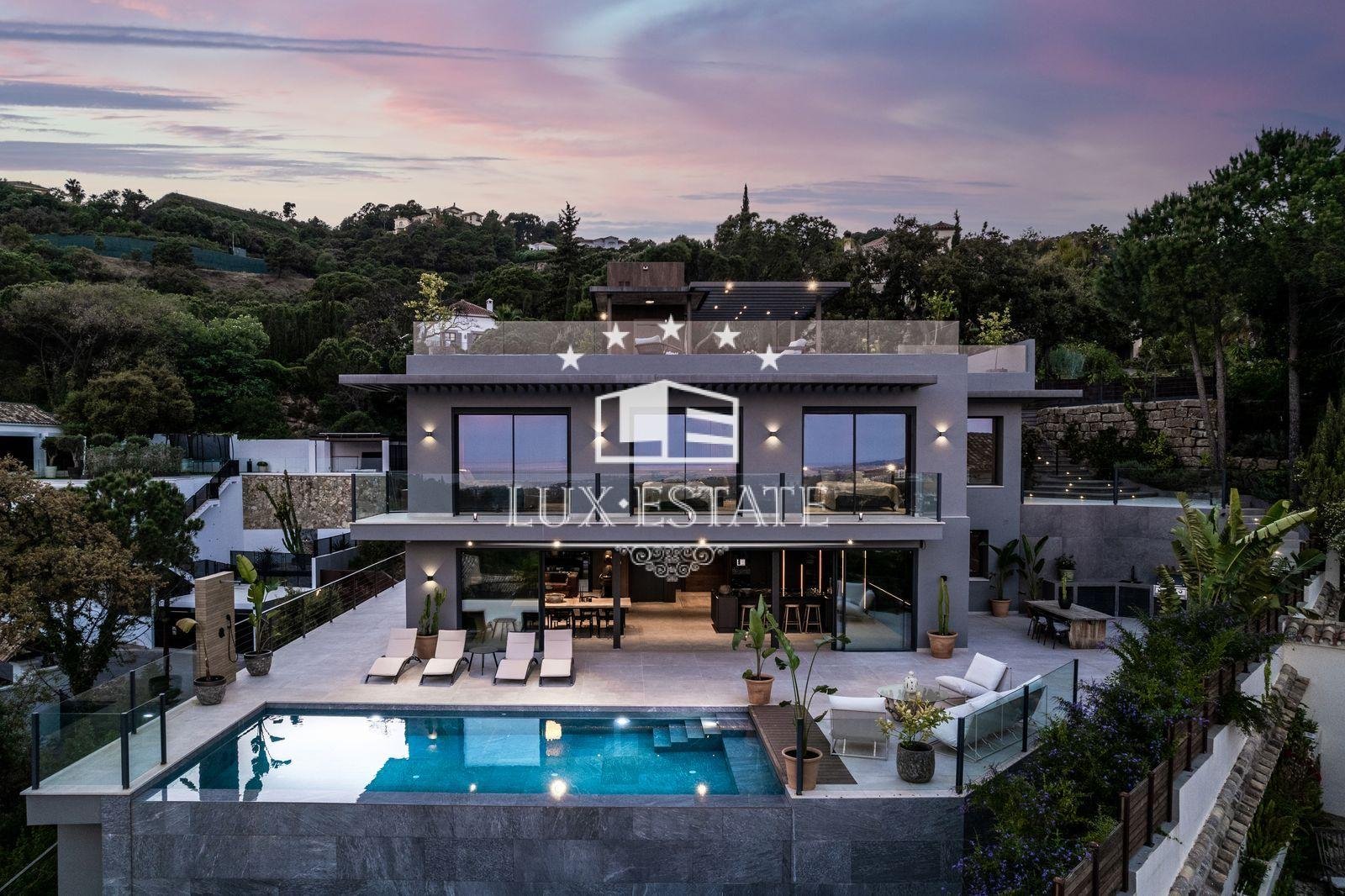 This stunning modern house in El Madroñal - luxestate