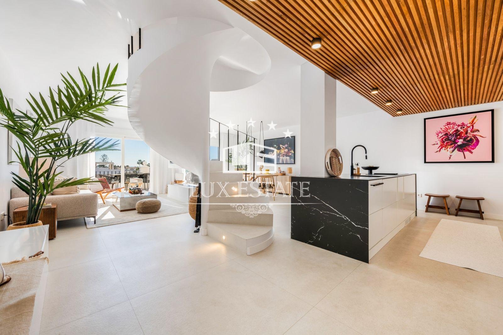 Penthouse in Nueva Andalucía - luxestate
