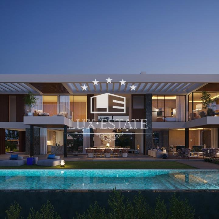 Luxurious Contemporary Villas In Exclusive Gated Community - luxestate